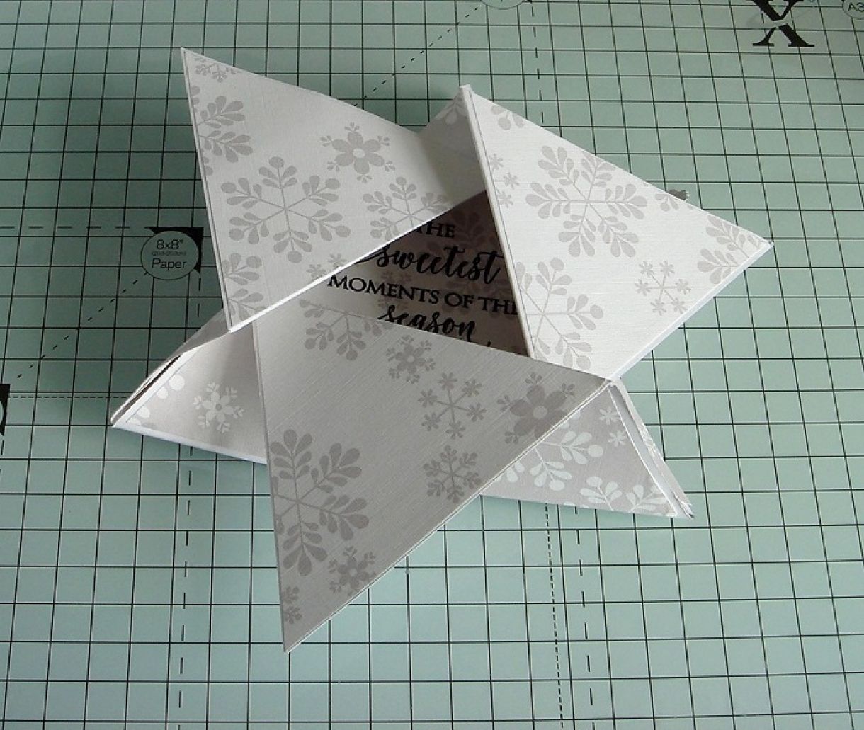 Triangle Star Fold Christmas Card Tutorial