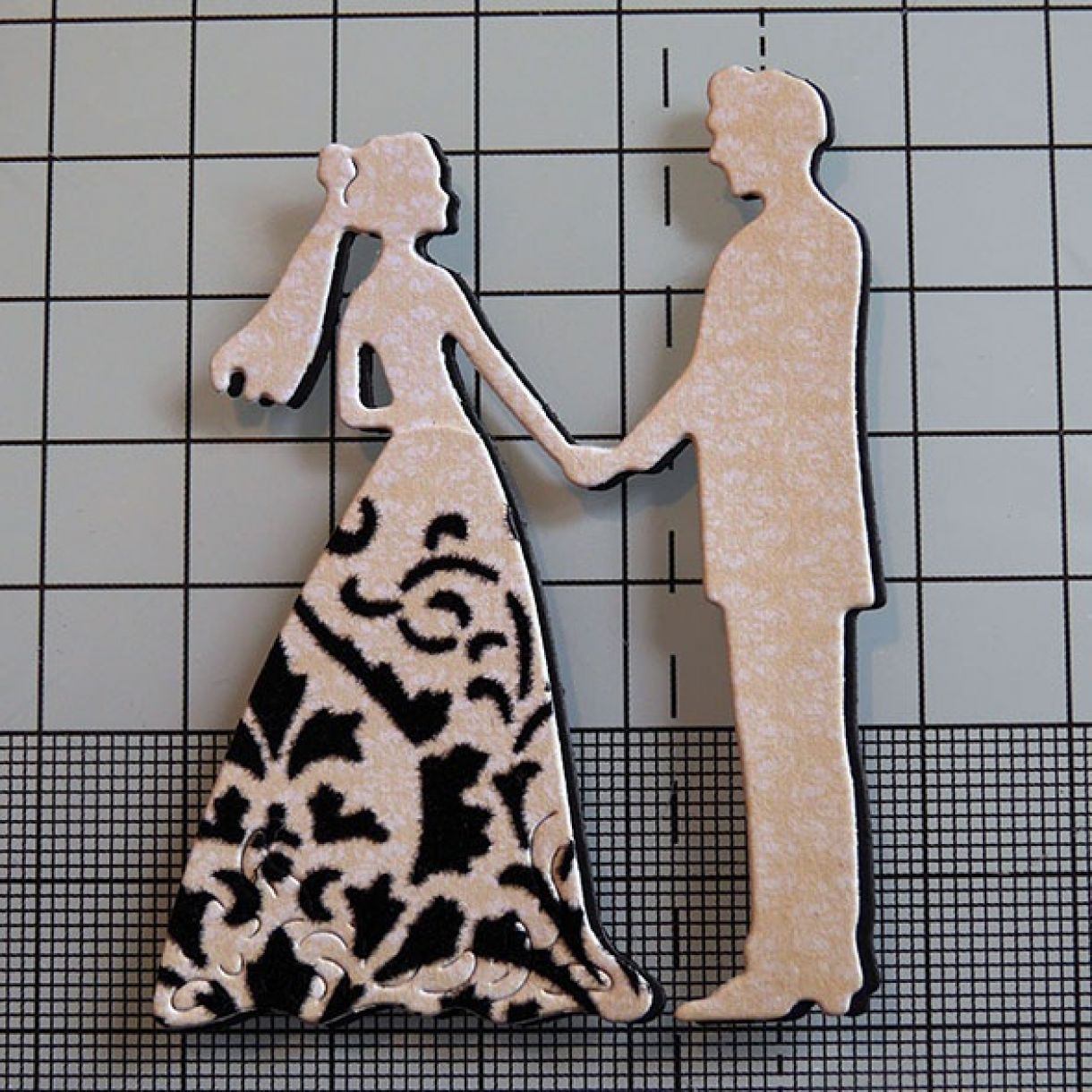 How to Make an Elegant Wedding Invitation